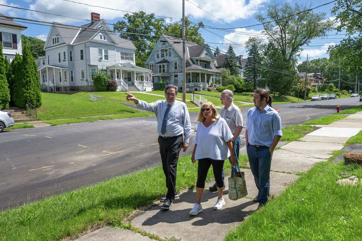 Mansions built in Amsterdam's industrial age finding new life
