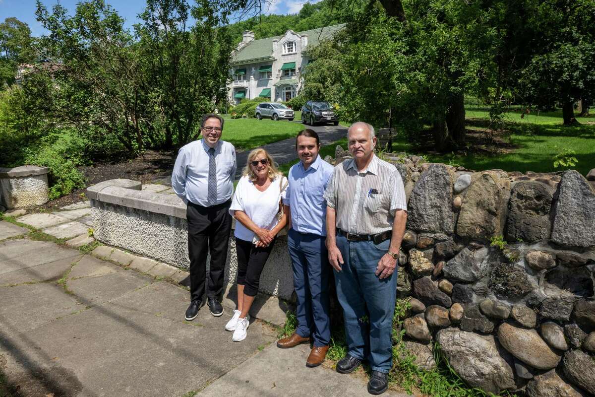 Mansions built in Amsterdam's industrial age finding new life