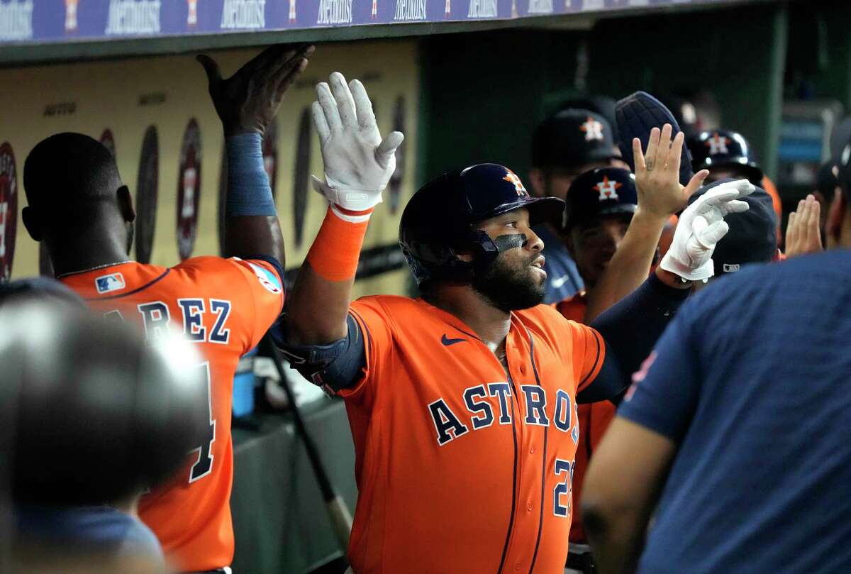 Justin Verlander, Jon Singleton lead Houston Astros to victory