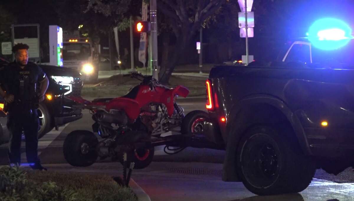 Flash mob spotted performing wheelies, other stunts in traffic