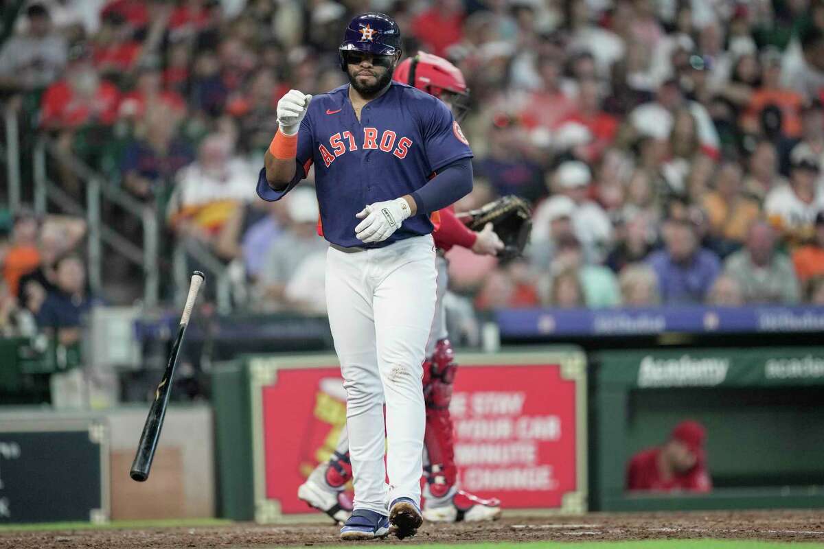 Houston Astros: Offense stalls in series-finale loss to Angels