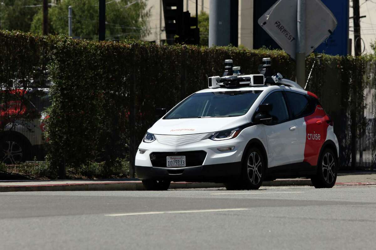 San Francisco’s self-driving car wars intensify after Cruise meltdown