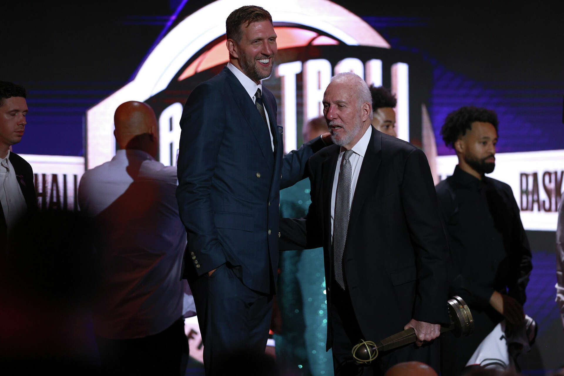 With Hall speech, Spurs' Gregg Popovich opens up about his family