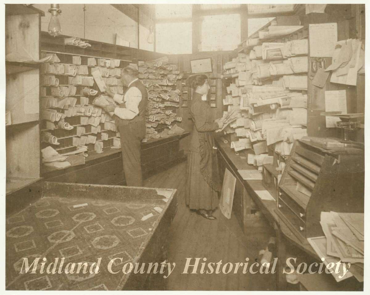 Throwback: Midland's first post office was in Larkin's hotel bar