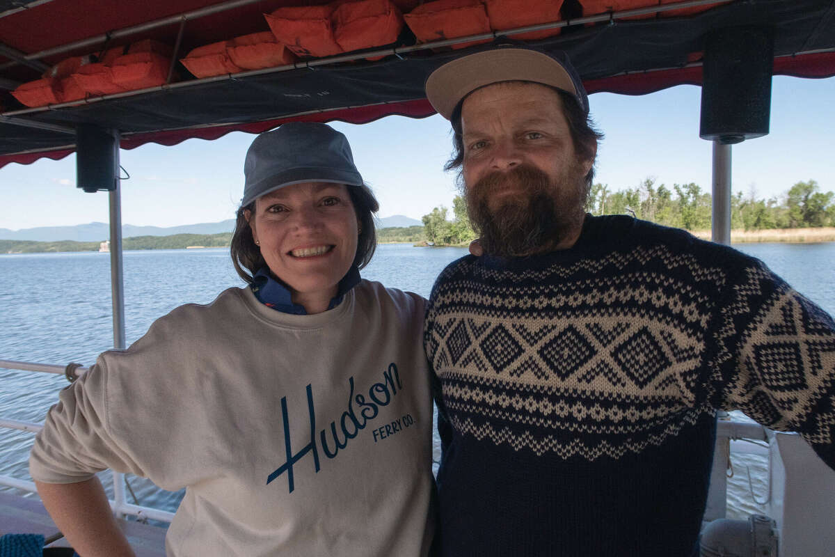 Hudson Ferry Co. is getting people on the river