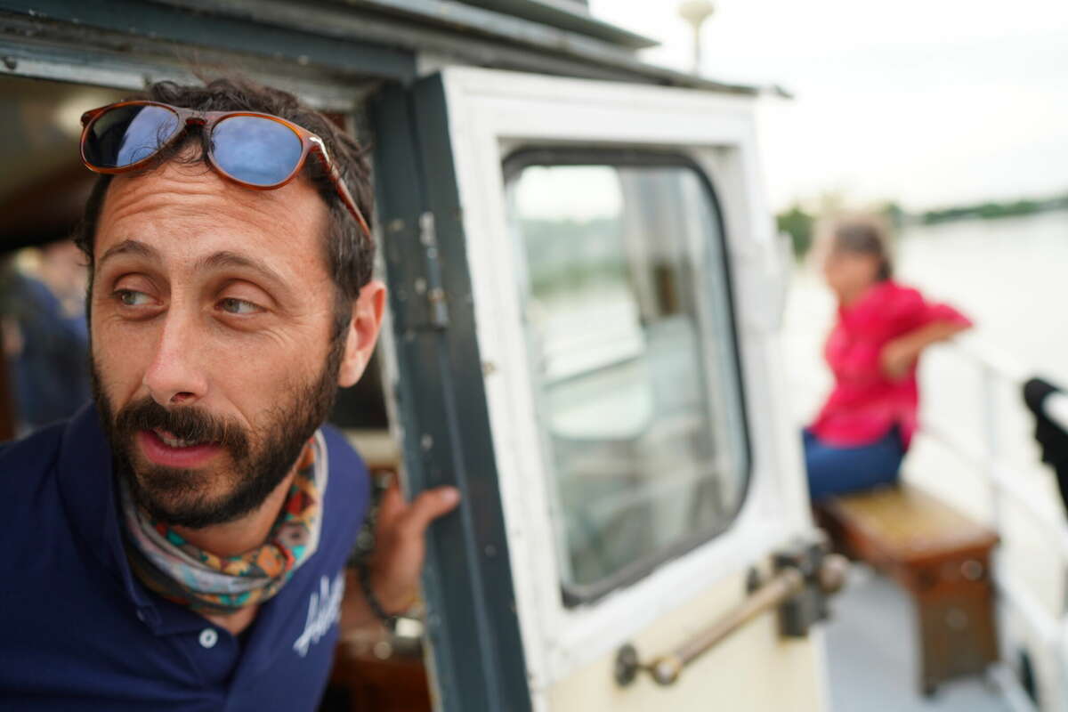 Hudson Ferry Co. is getting people on the river