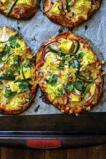 Recipe: Paneer Tikka Masala Naan Pizza