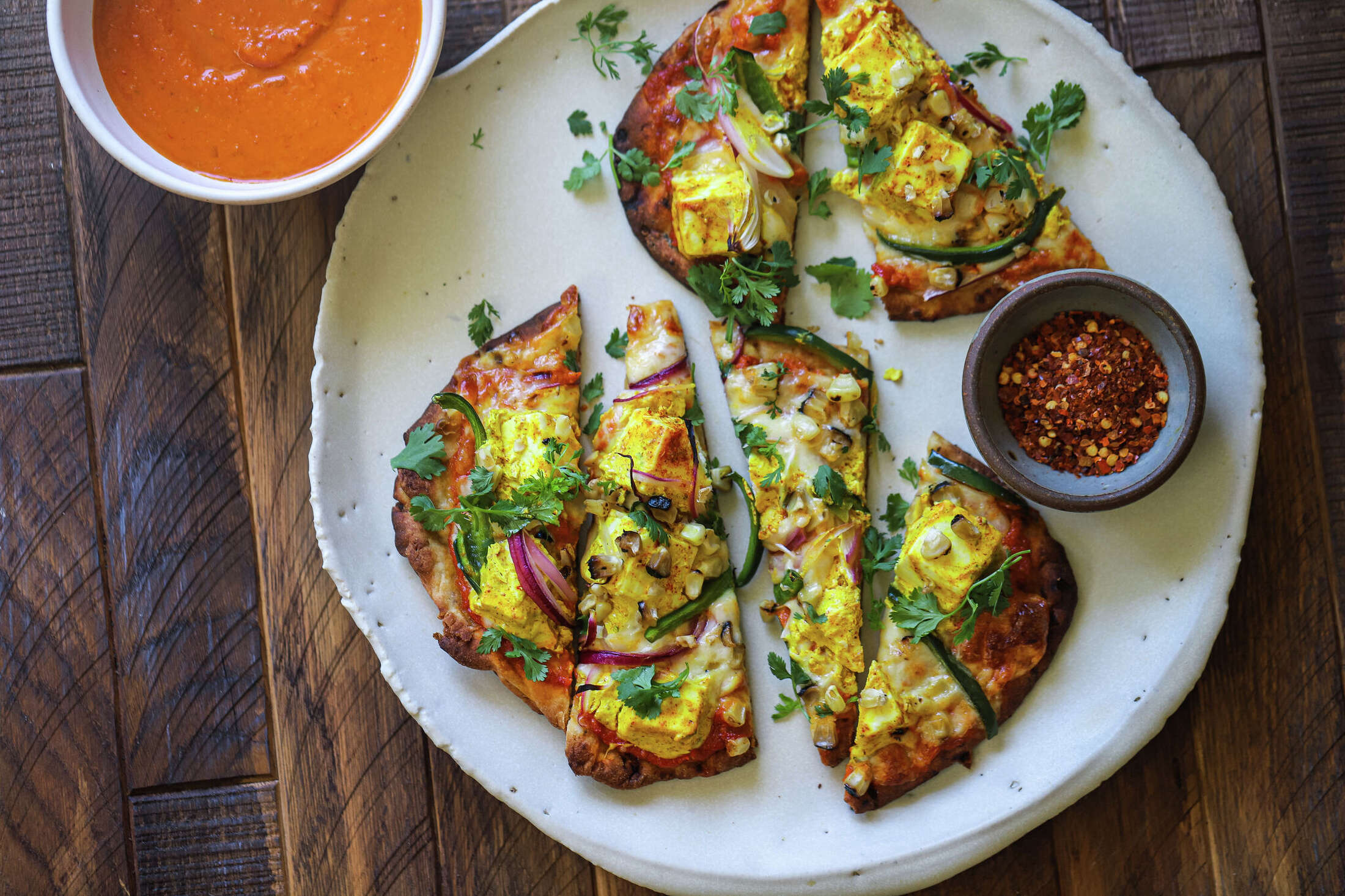 Recipe: Paneer Tikka Masala Naan Pizza