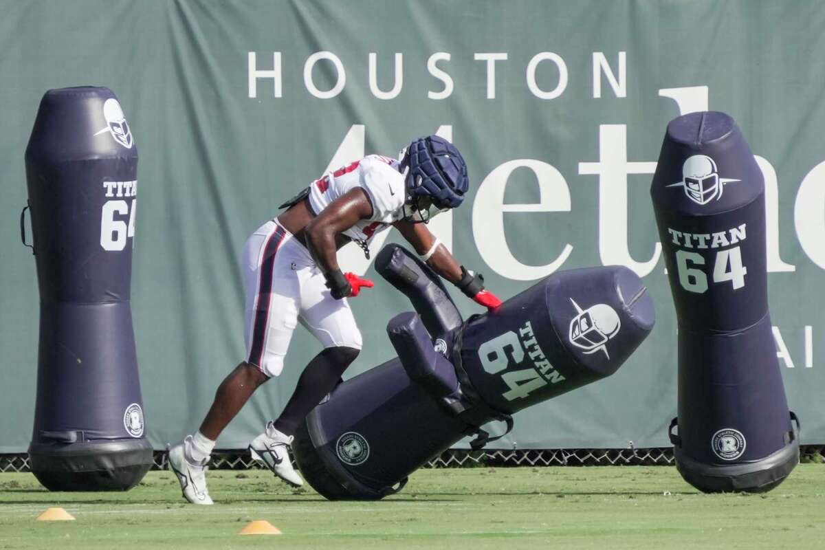 Houston Texans: Defense showing some fight again in camp