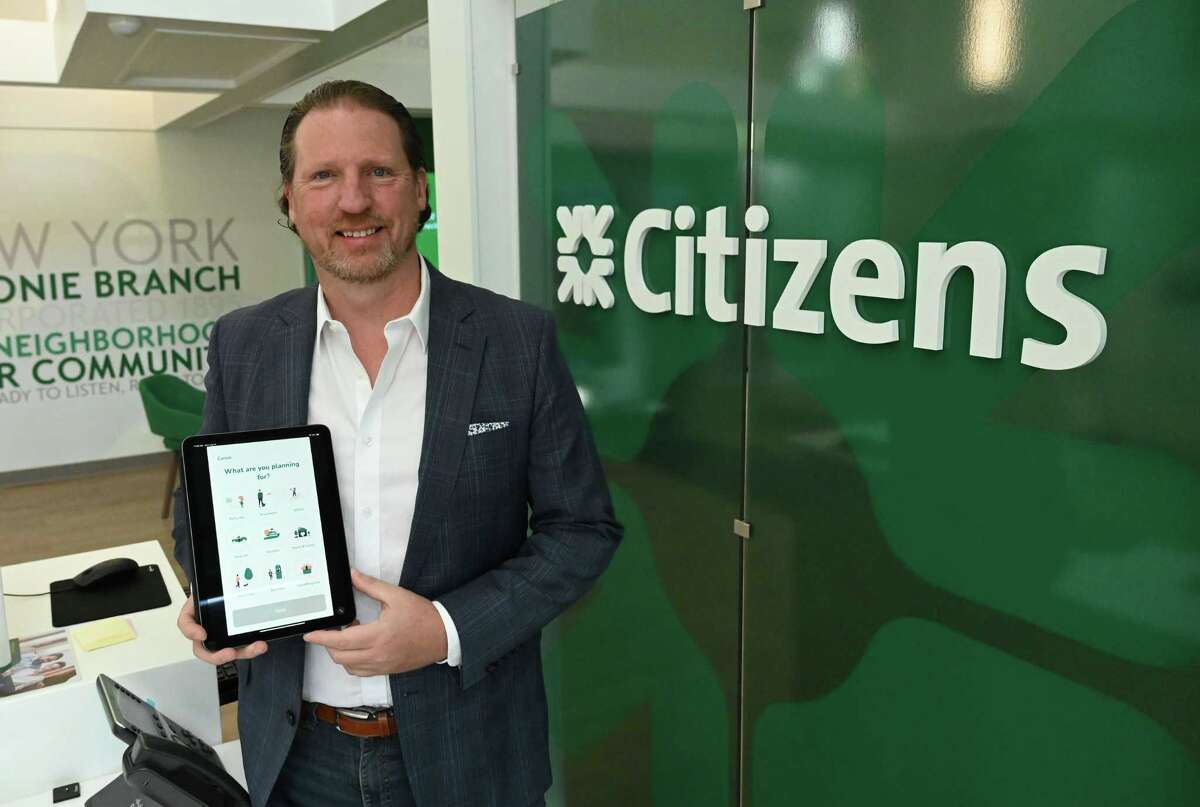 New Citizens Bank app connects users to financial advisers