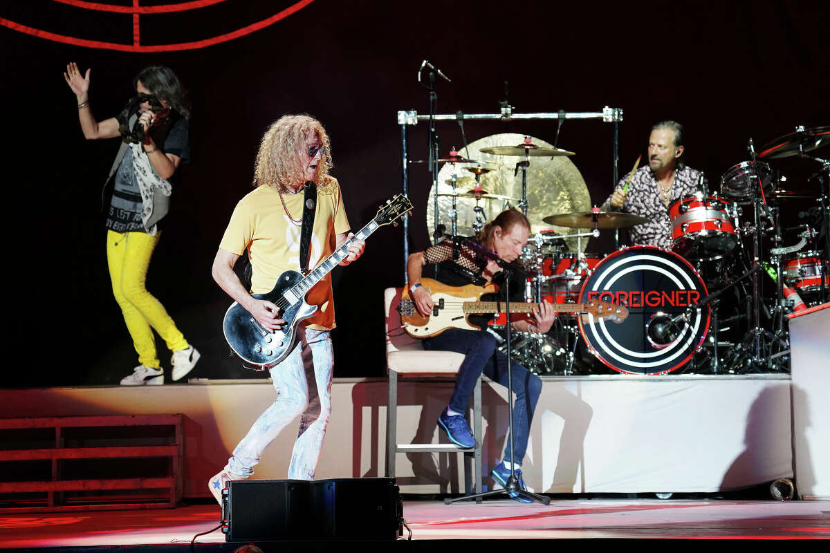 Rock band Foreigner to play one last concert in Connecticut next month