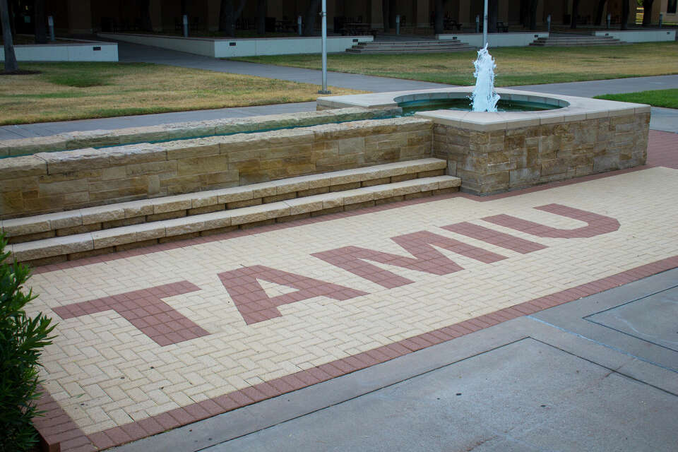 TAMIU offers look at next semester with Spring 2025 preview website