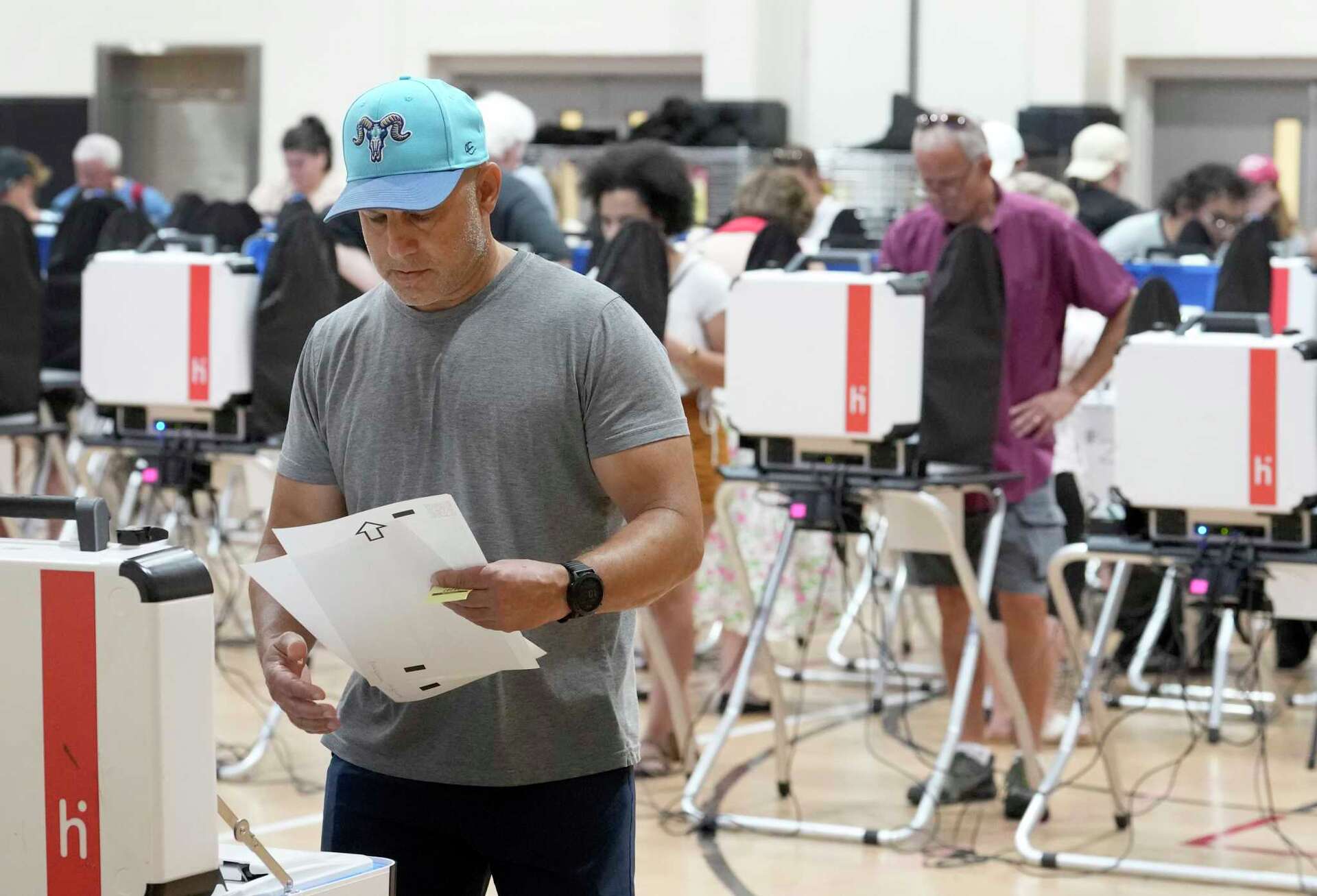Half the voters that vote in Houston's mayoral elections are over 60