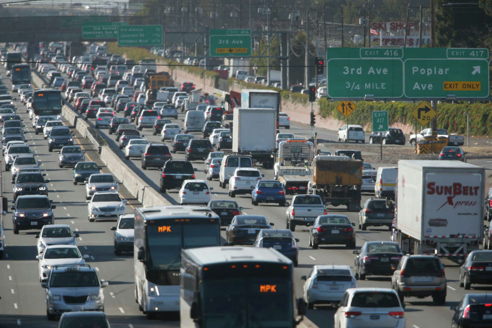 The failed effort to bring a minimum speed limit to a Bay Area highway
