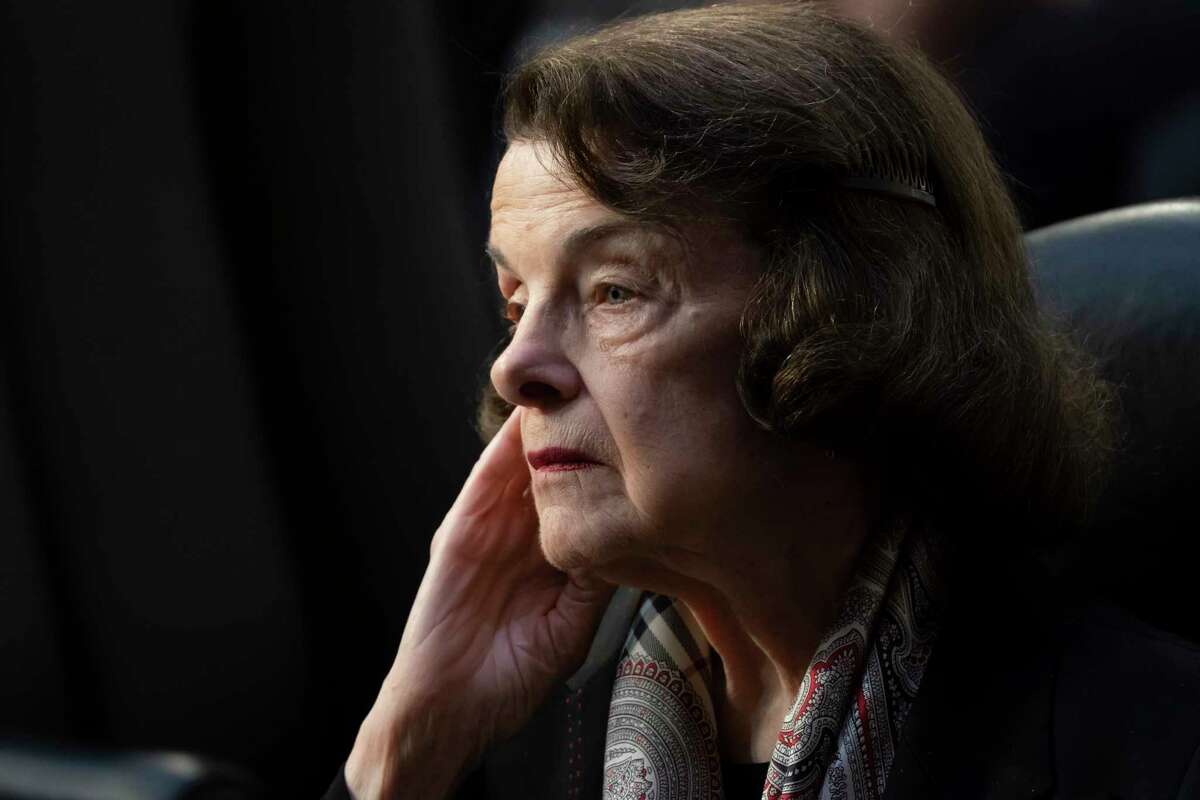 Dianne Feinstein lawsuit alleges financial abuse in estate feud