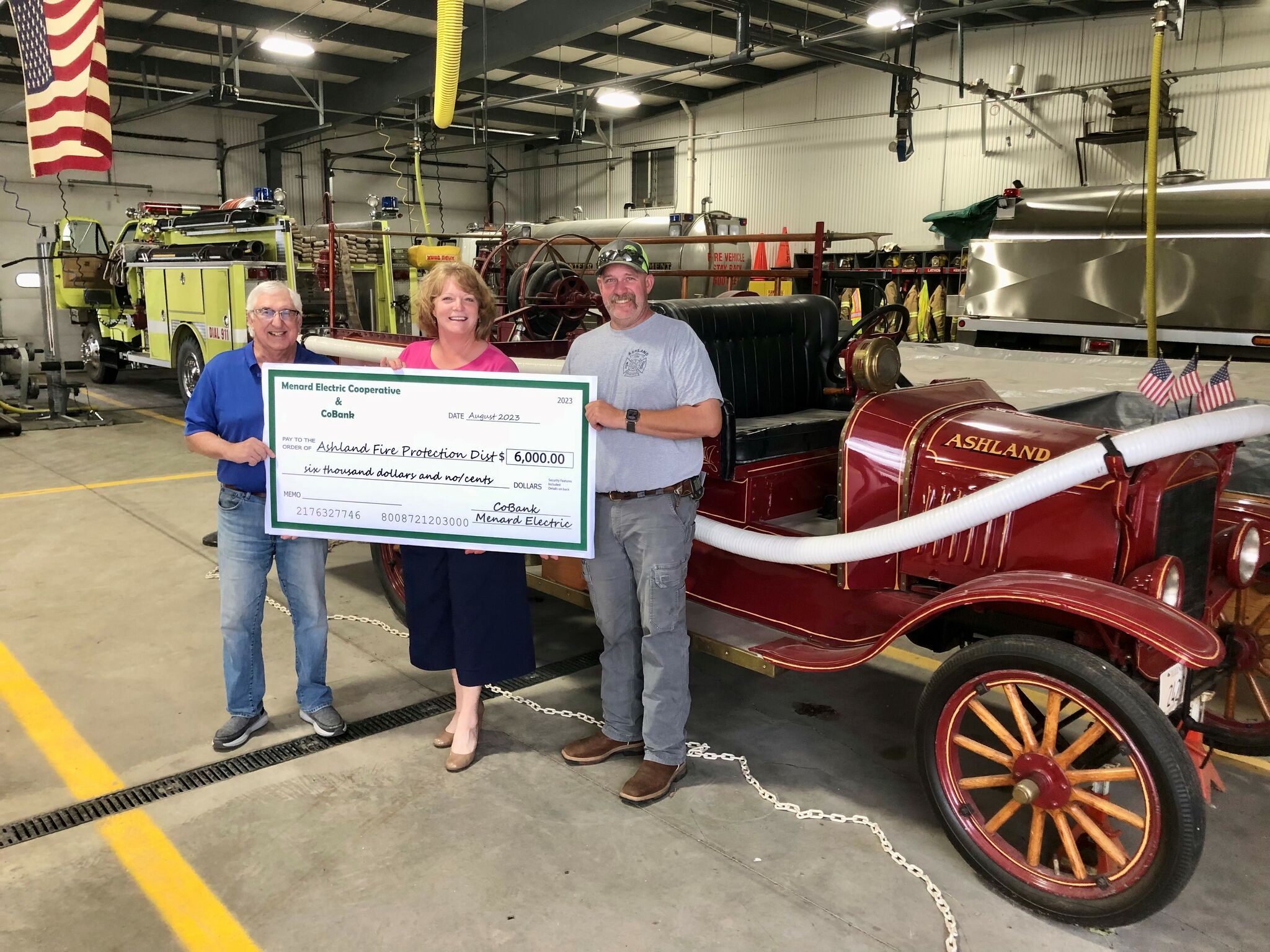 Menard Electric, CoBank present community agencies with donations