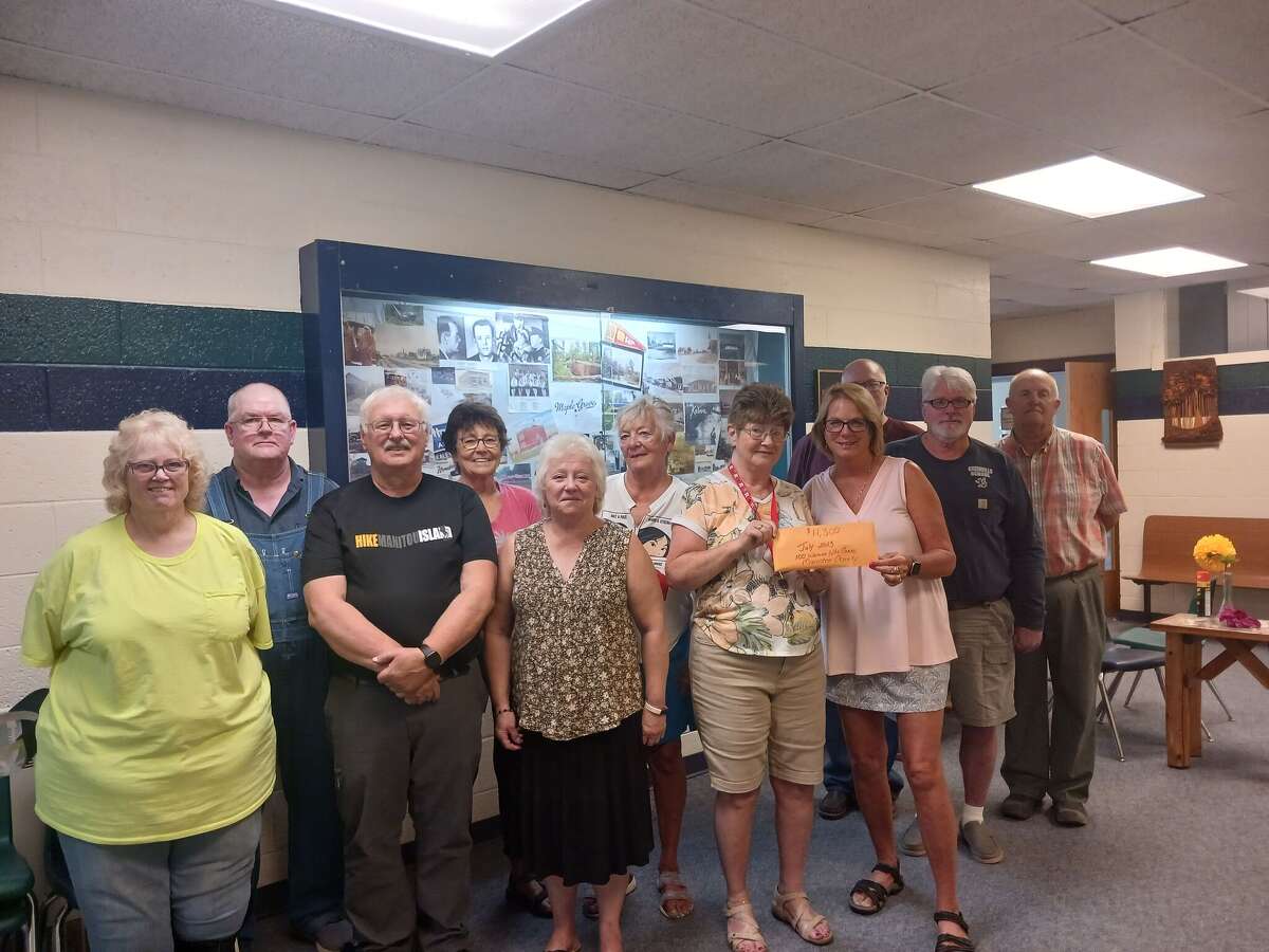 Manistee County's 100 Women Who Care break donation record