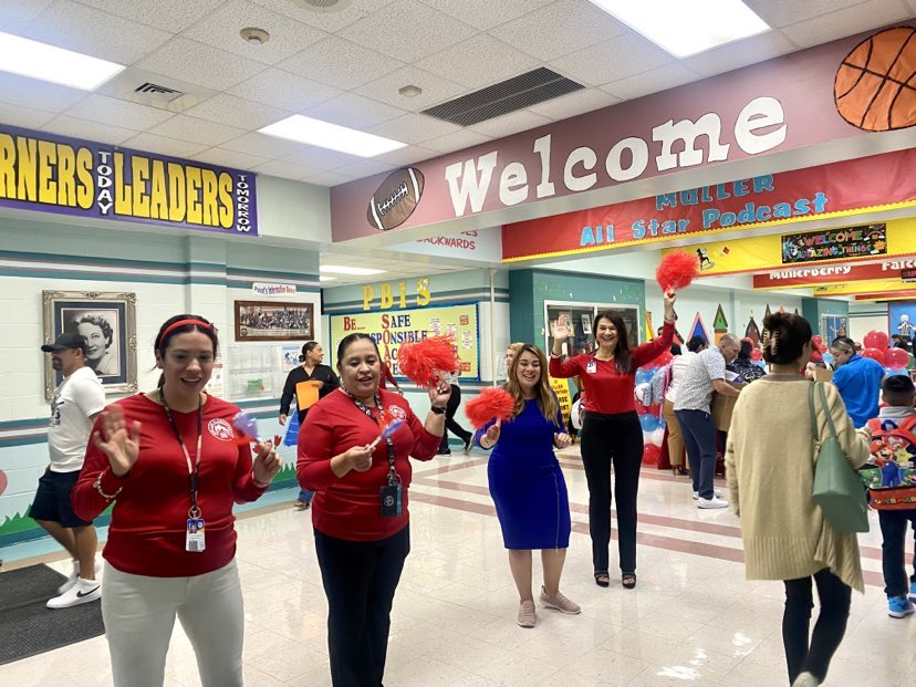 UISD celebrates back to school in all its campuses