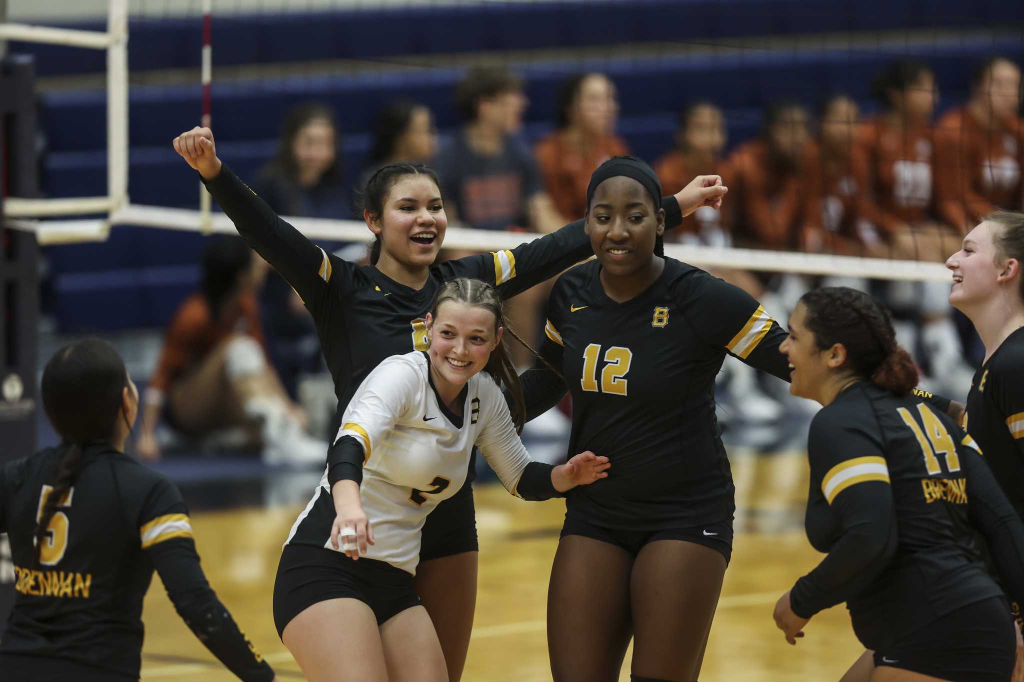 Brennan volleyball is undefeated, off to best start since 2013