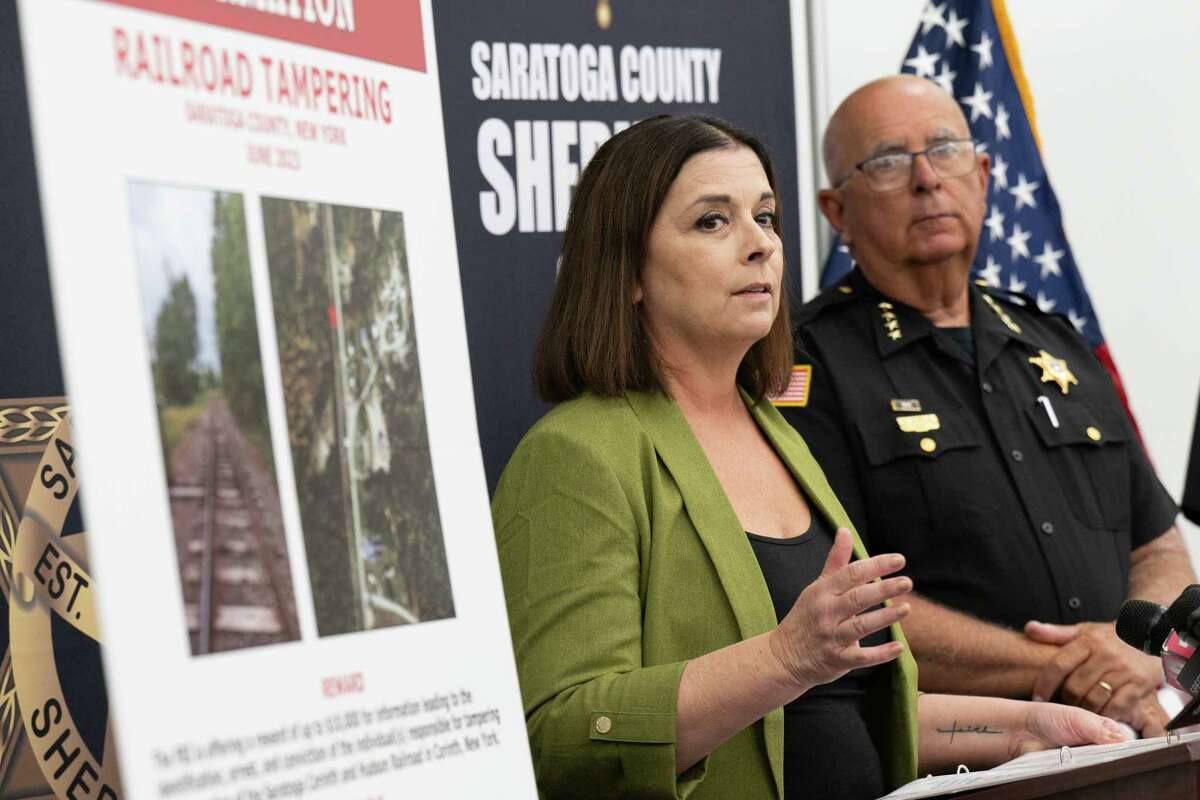 FBI offers $10K for info on ‘deliberate act to derail a train’