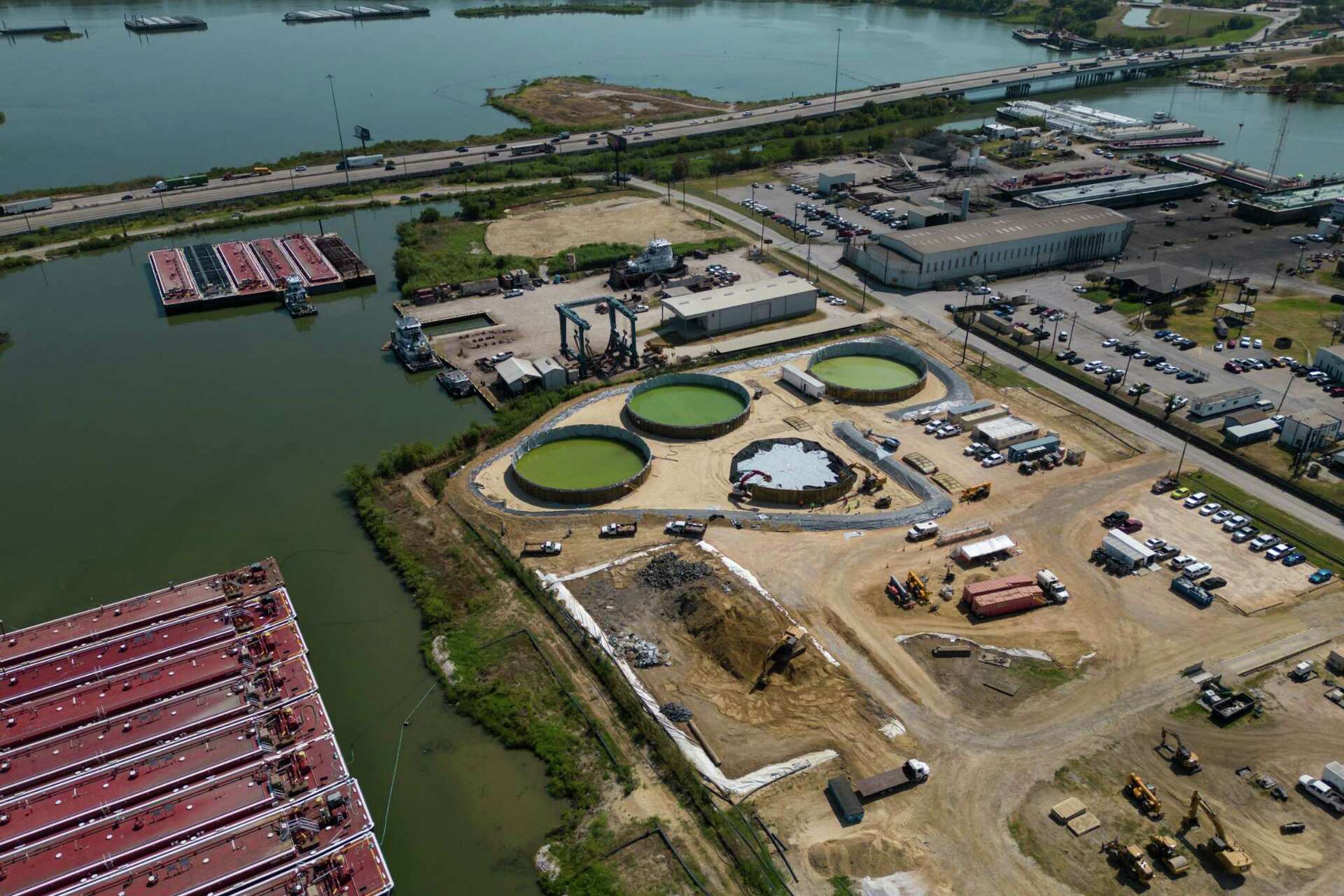 Houston toxic San Jacinto waste pits still aren't cleaned up