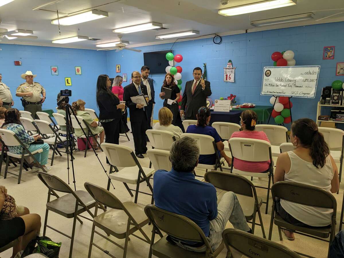 El Cenizo receives over $1.1M for road improvements