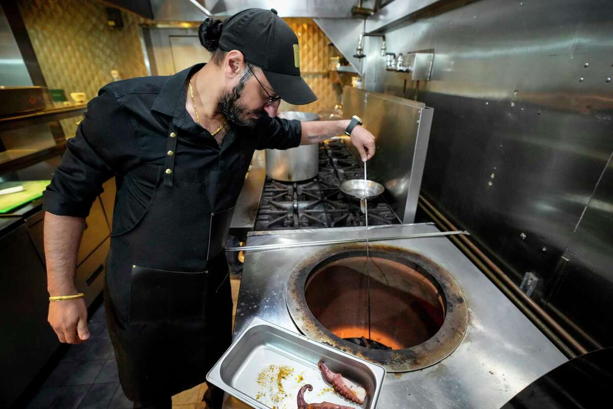 The Woodlands chef behind luxe Indian spot Amrina wins Chopped episode