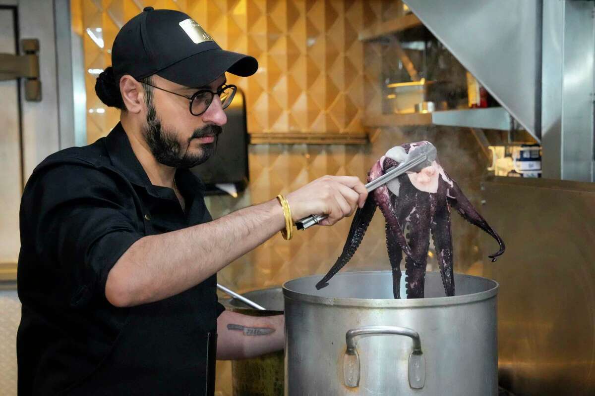 The Woodlands chef behind luxe Indian spot Amrina wins Chopped episode