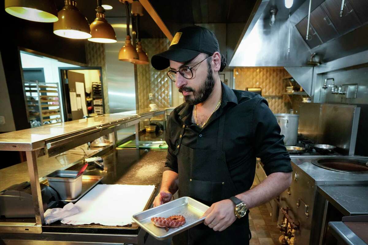 The Woodlands chef behind luxe Indian spot Amrina wins Chopped episode