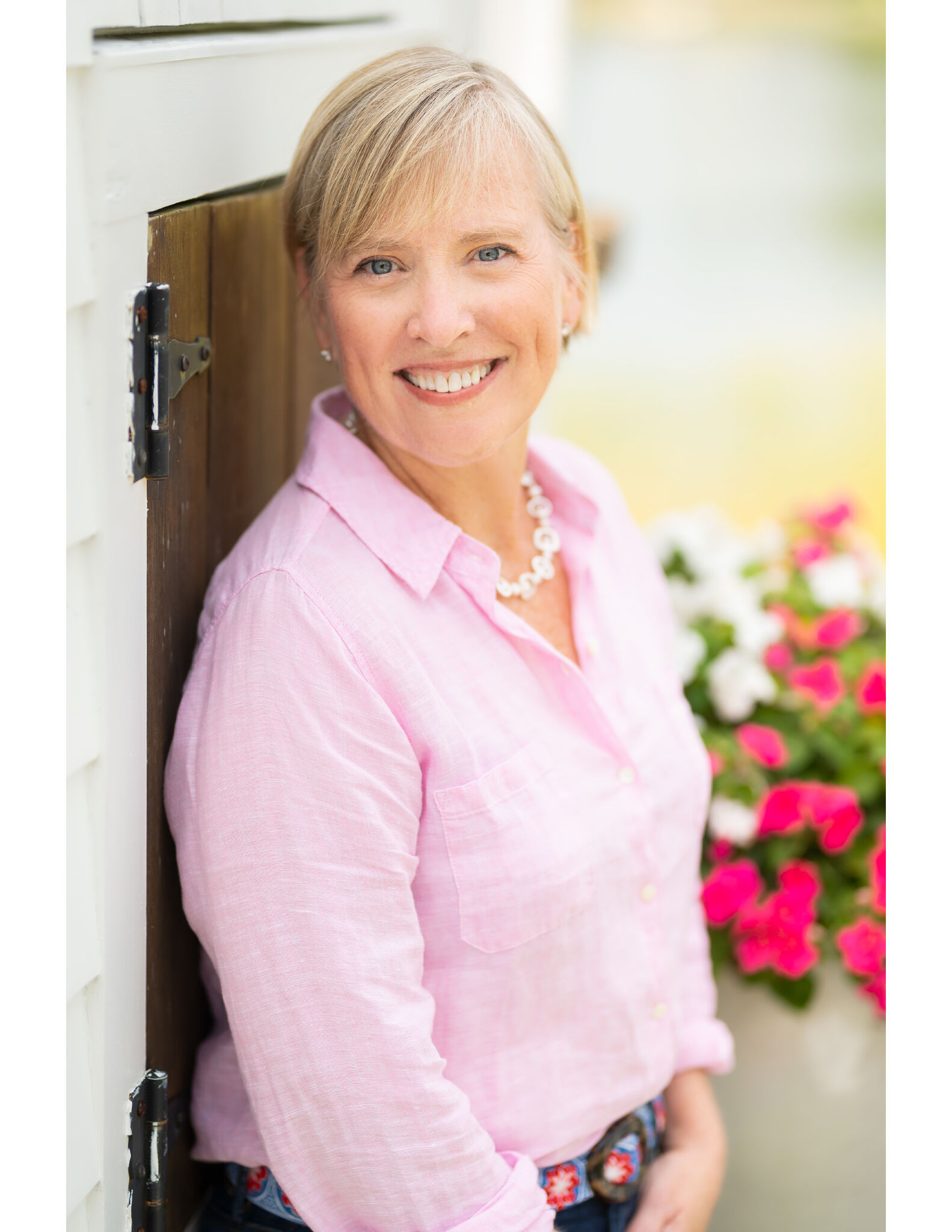 Broker Rachel Overton leverages experience in finance and commercial r