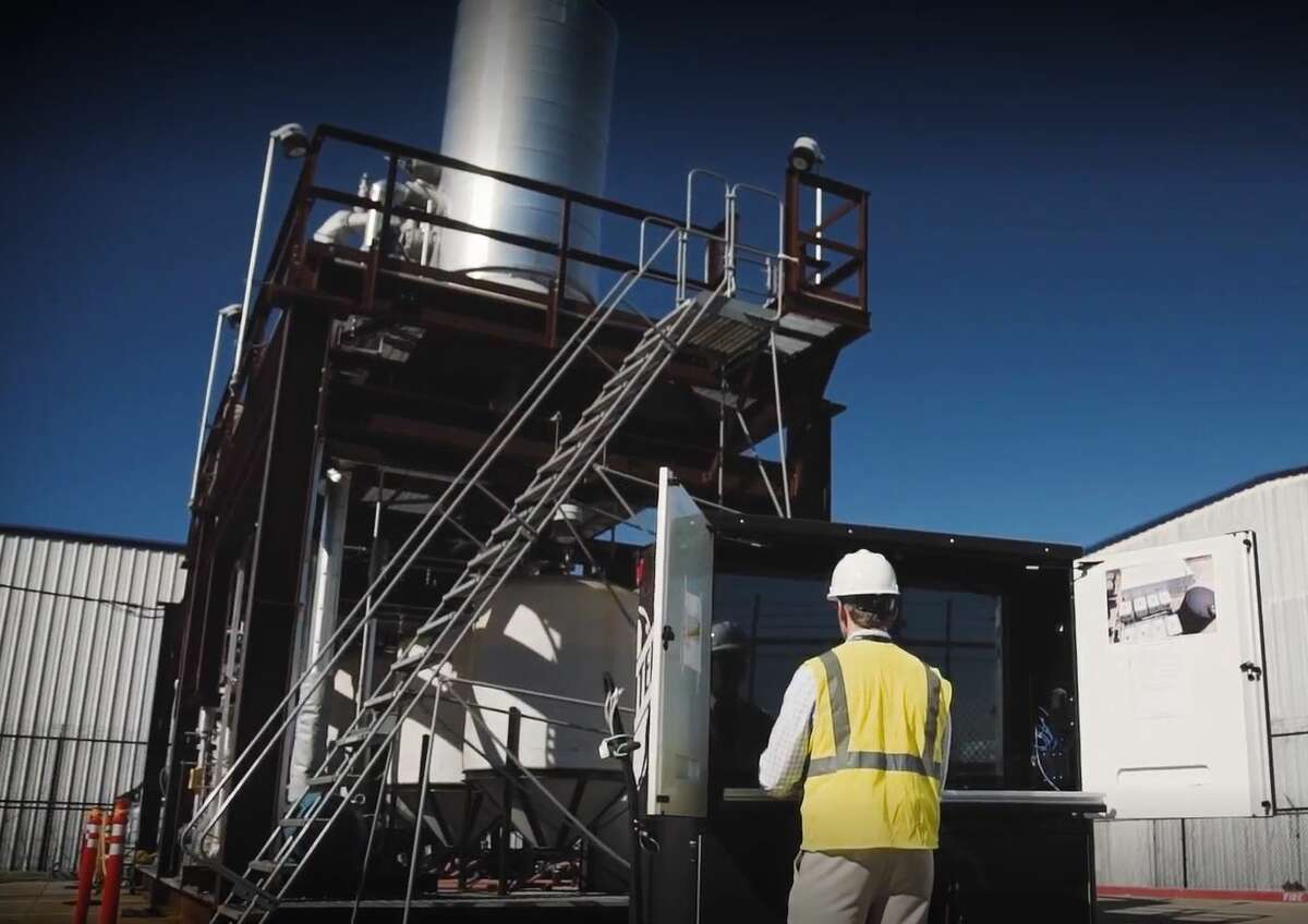 Bechtel, Five Point test desalination technology near Midland