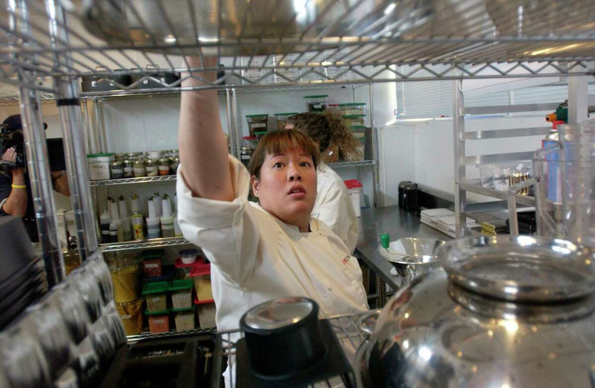 Chef and Wynantskill native cooking for Hawaii fire relief