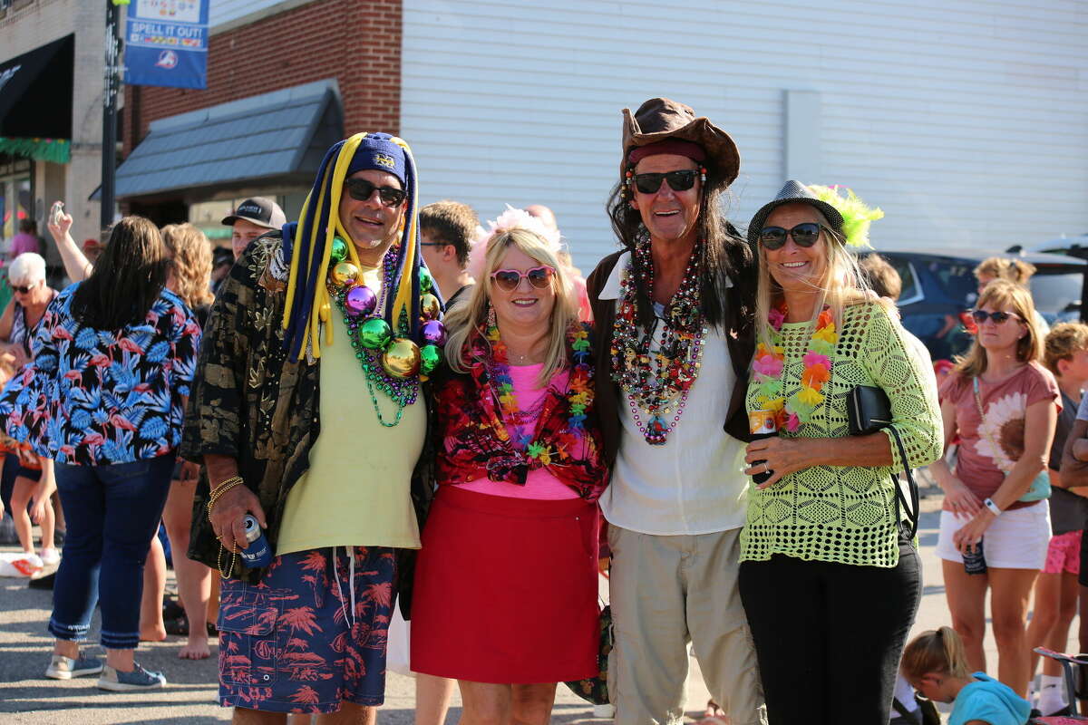 Cheeseburger in Caseville celebrates with Tropical Parade of Fools