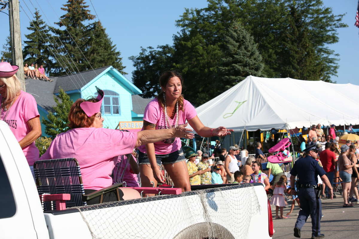 Cheeseburger in Caseville celebrates with Tropical Parade of Fools