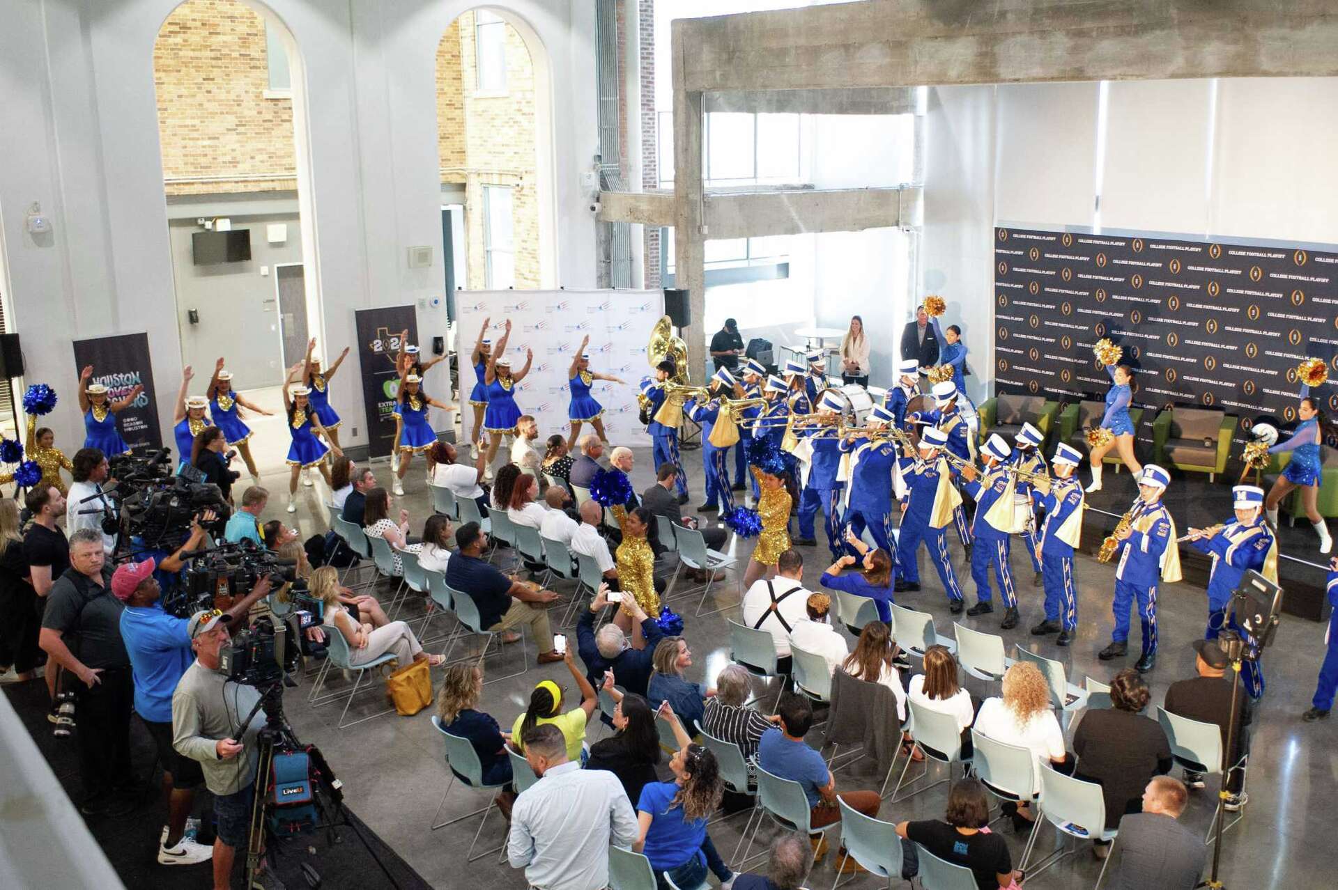 HISD teachers in line to benefit from college football title game