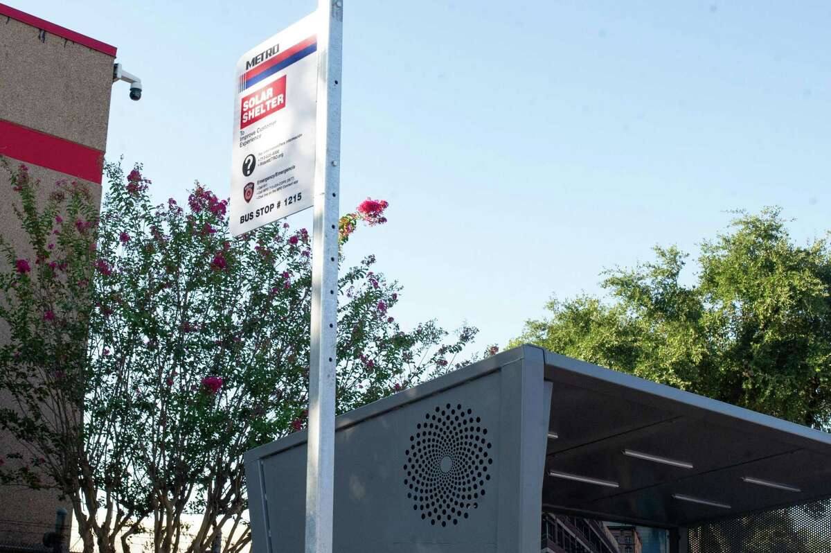 Metro testing solar-powered fans in future bus shelters