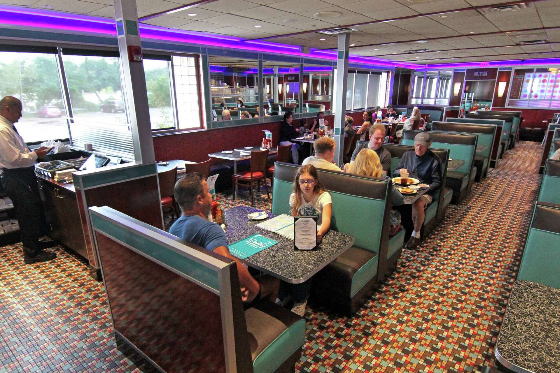 CT's top diners of 2025, according to Connecticut Magazine
