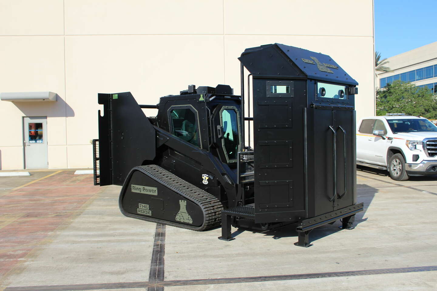 The Rook: What Houston SWAT used in Thursday stand-off