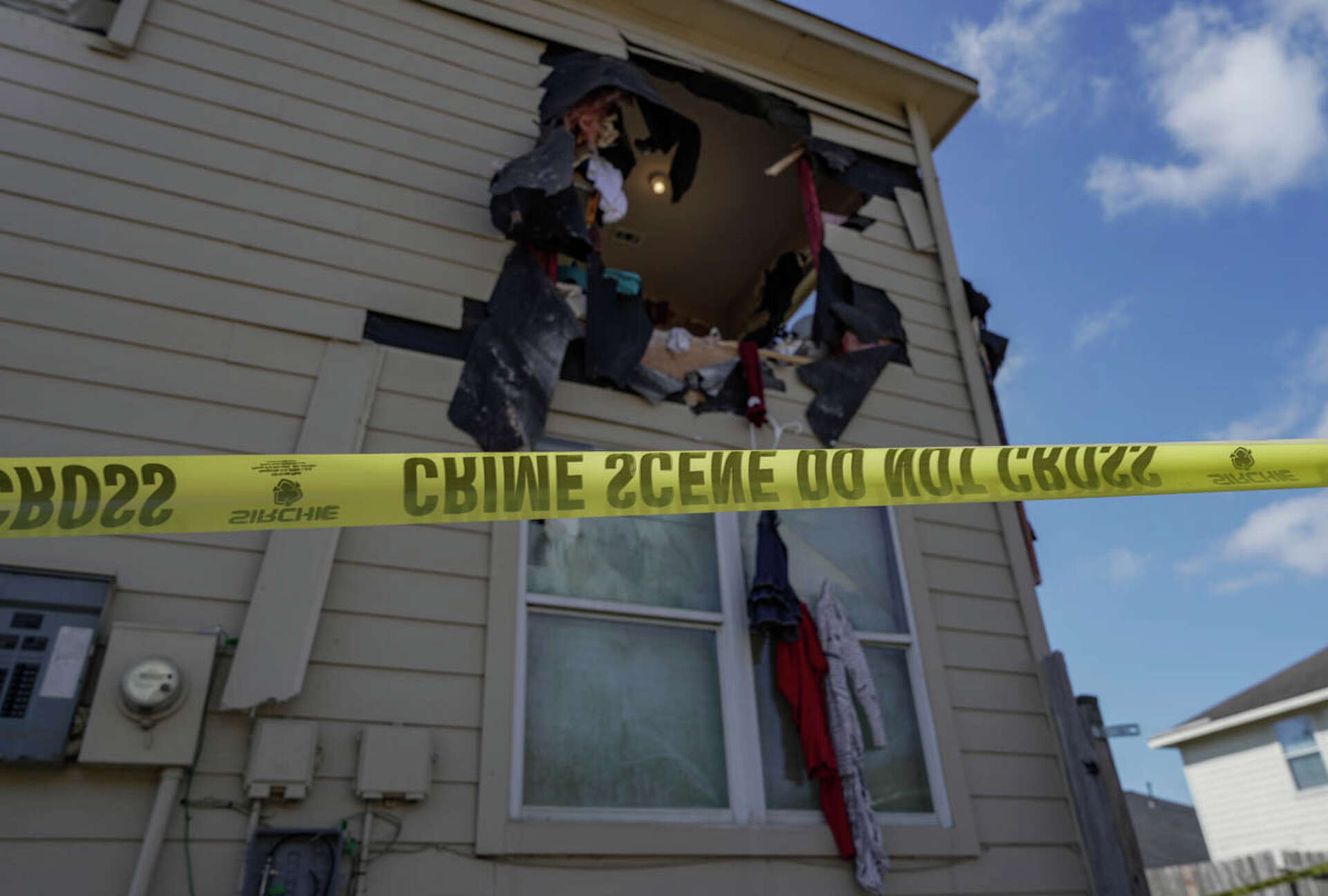 Terran Green suspect linked to wounding 4 officers taken into custody