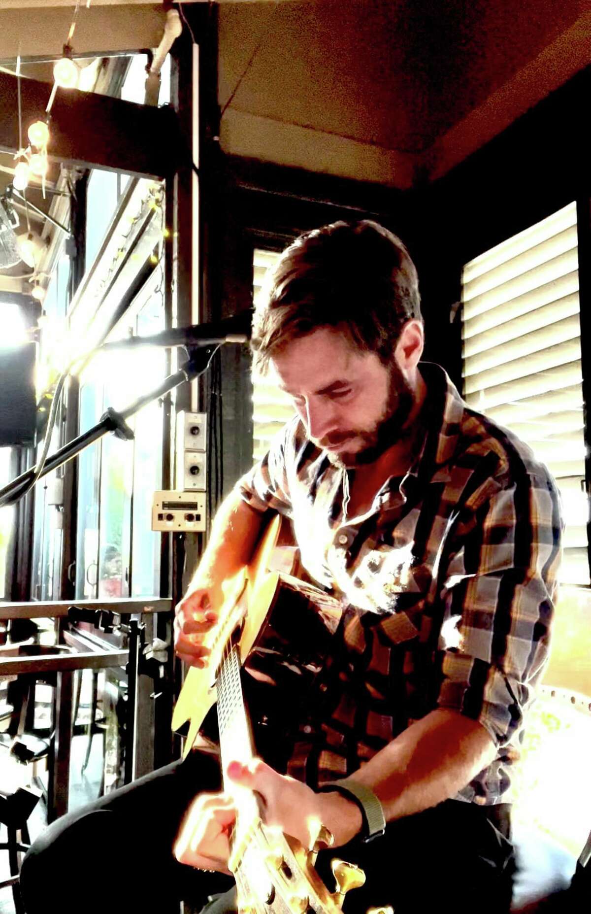 Duo comes out the Fast Eddies in Alton Aug. 22