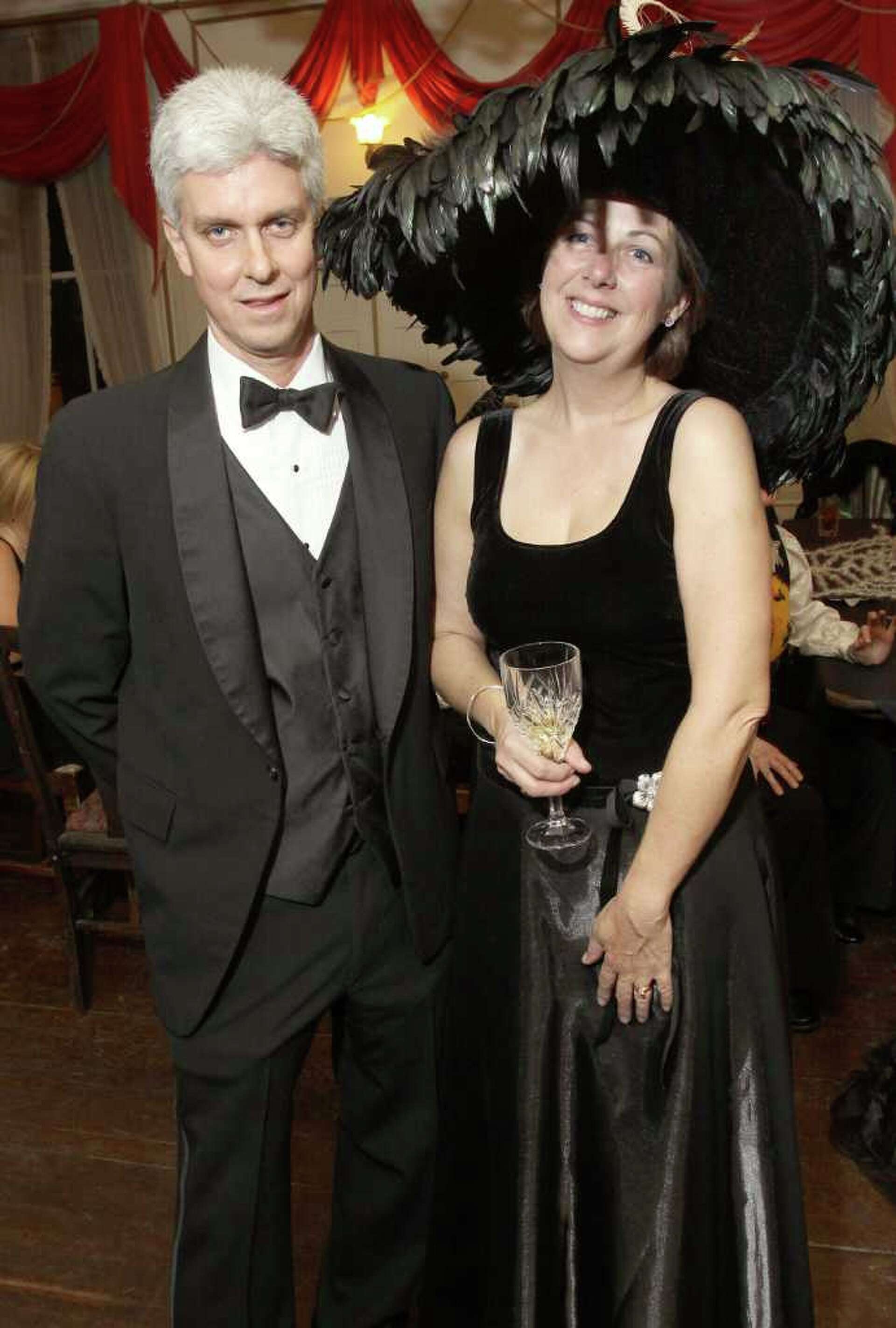 Social Scene: ASPIRe N.Y. Masquerade Ball and Silent Auction