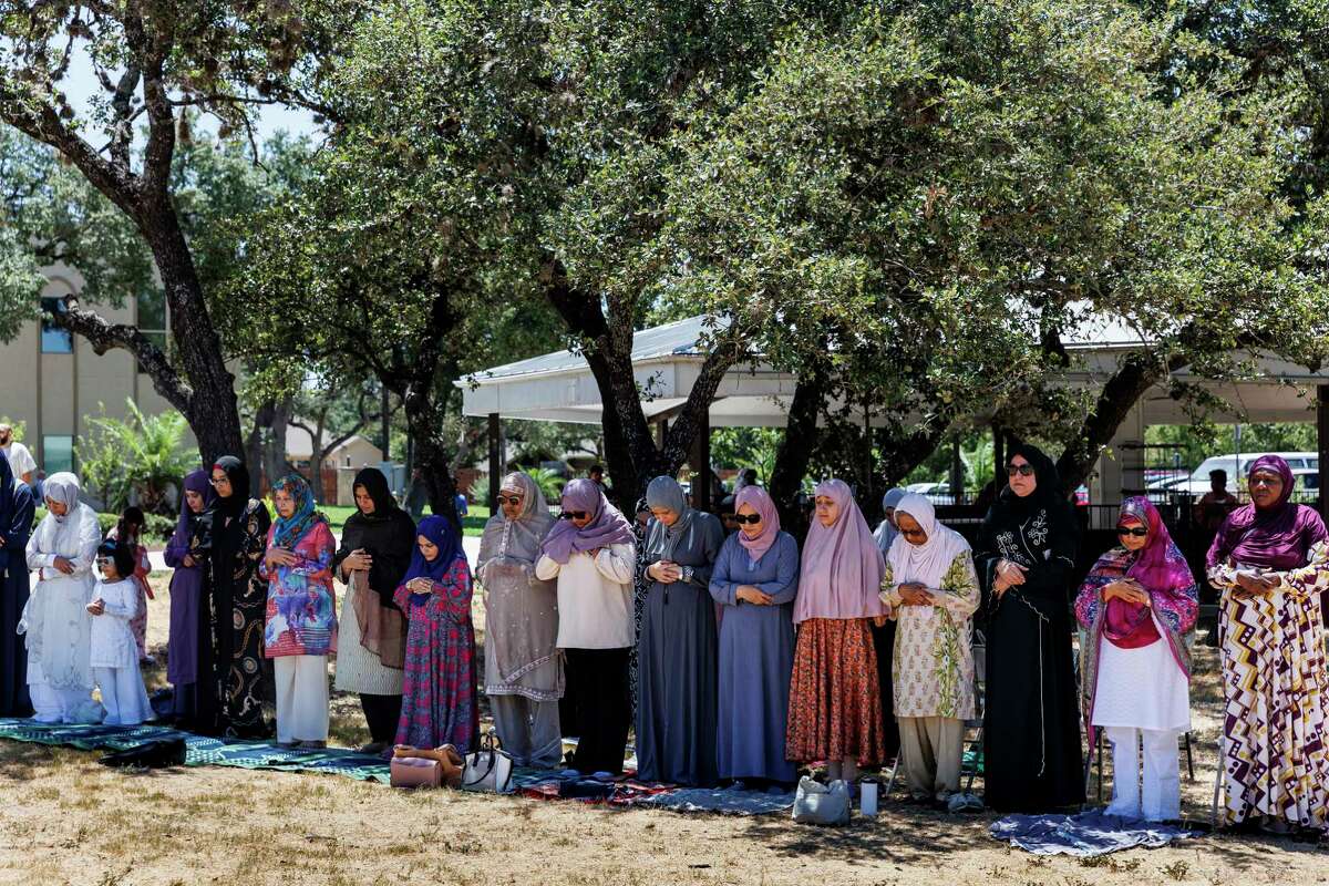 San Antonio Muslim community prays for rain amid extreme drought