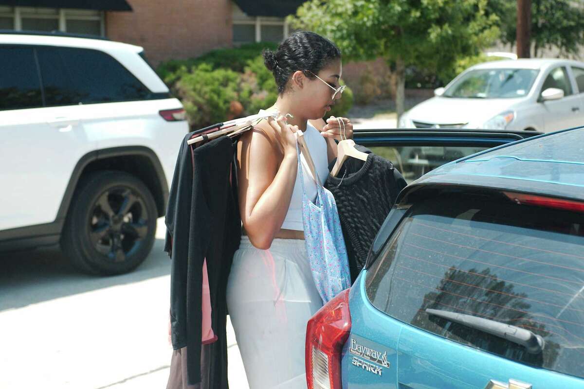 Houston college students face on-campus housing shortages