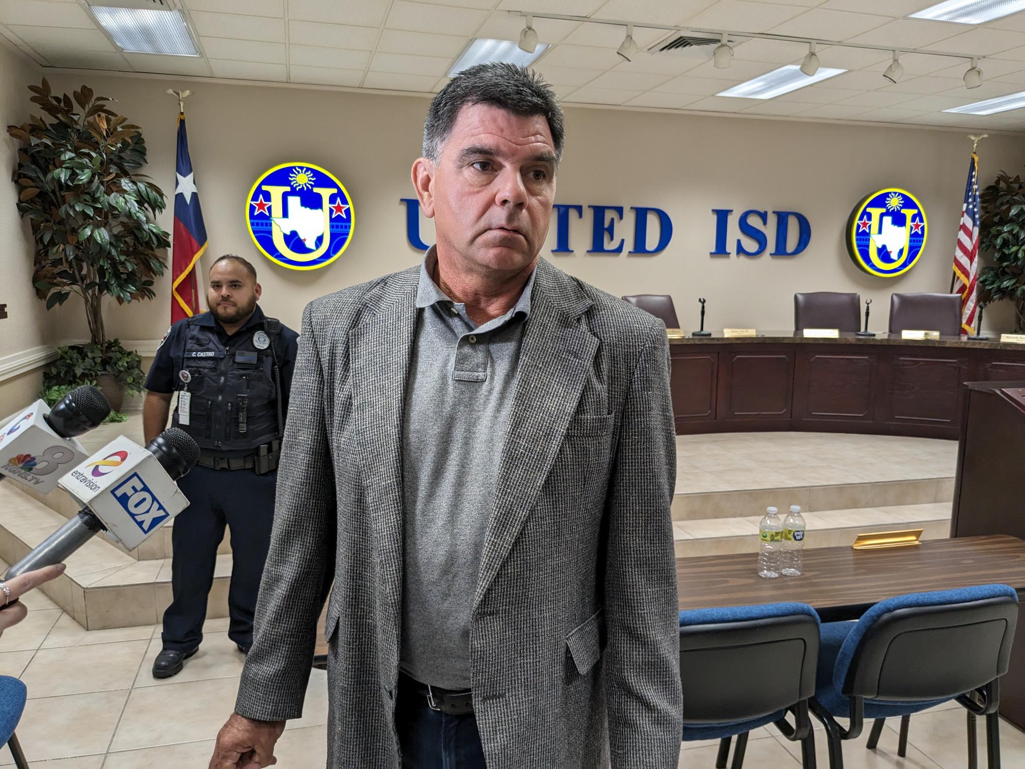 Gonzalez's attorney defends Laredo UISD leader, likens him to Trump