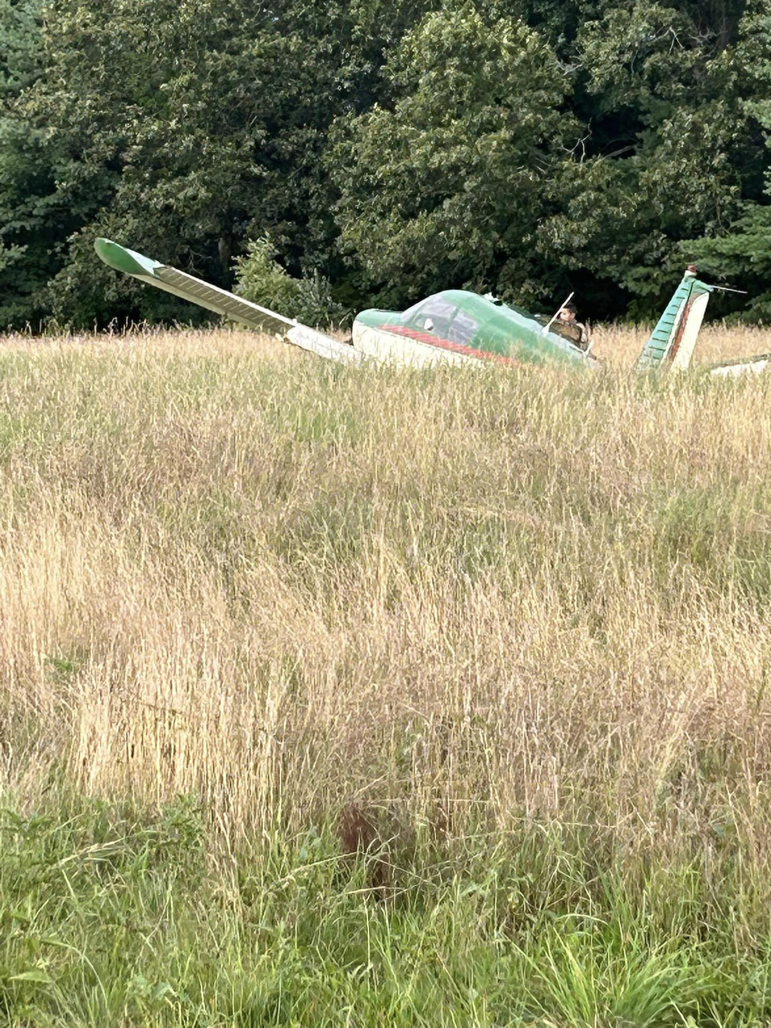 Single-engine plan makes emergency landing in Preston, officials say
