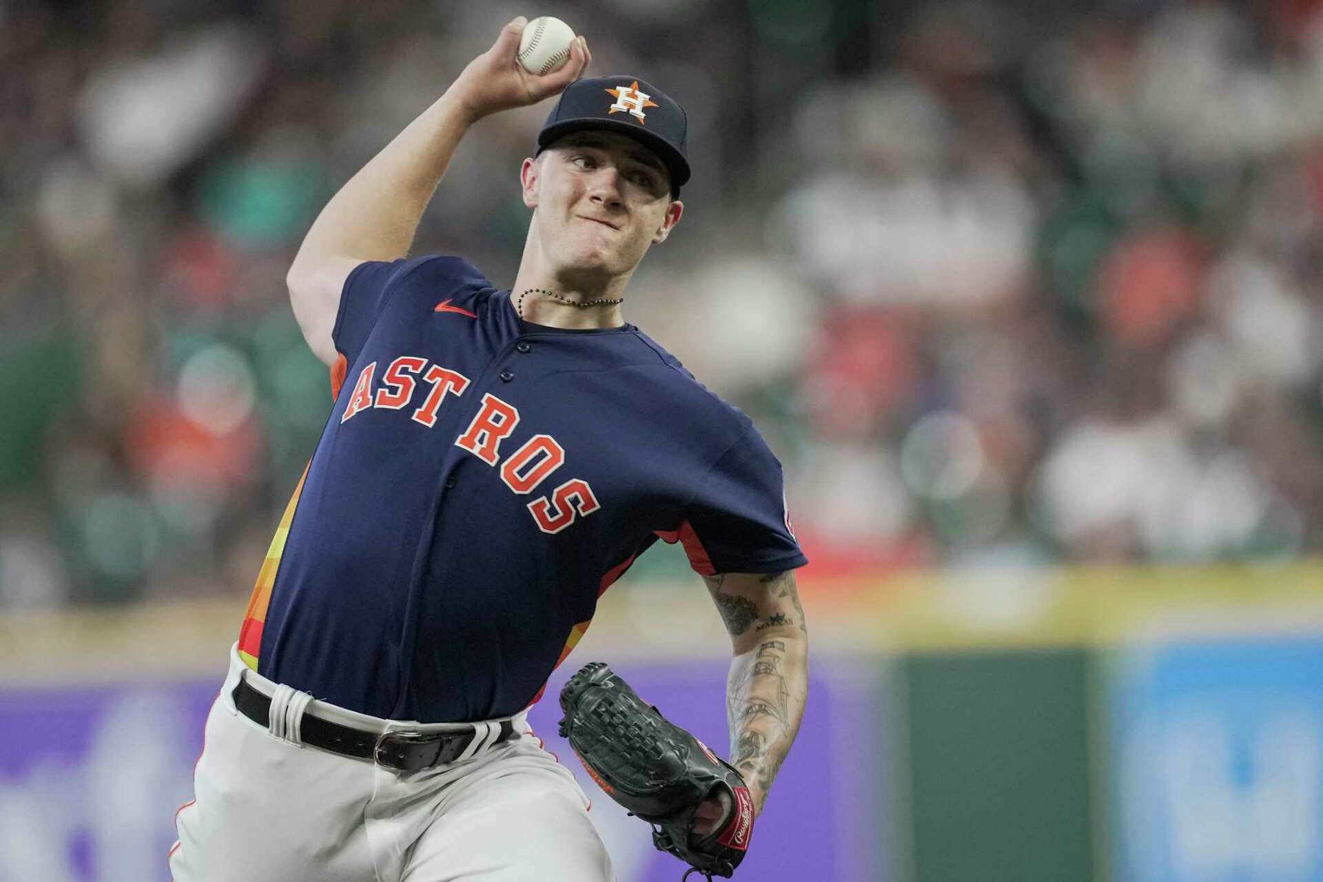 Mariners complete sweep of Astros for first time since 2018