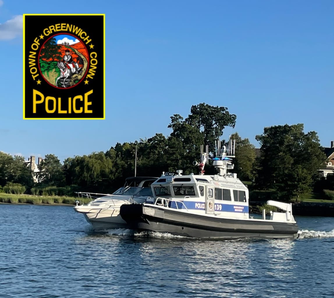 Greenwich police rescue sinking boat off Great Captain Island