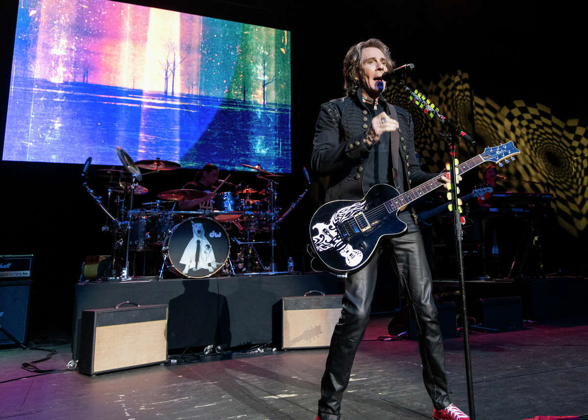 Rick Springfield on music, being a teen idol and aging gracefully