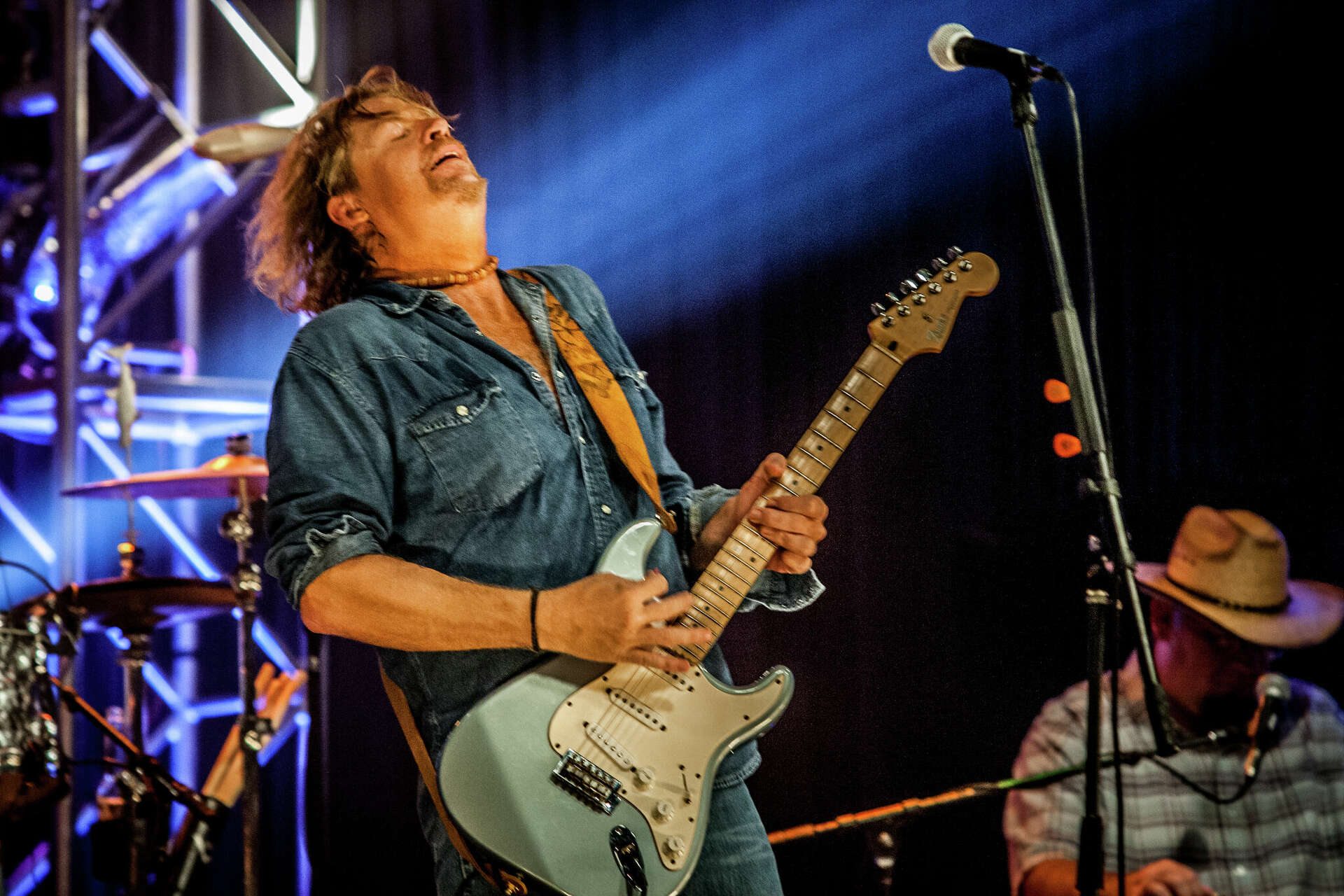 Charlie Robison, Texas country singer-songwriter, dies at 59