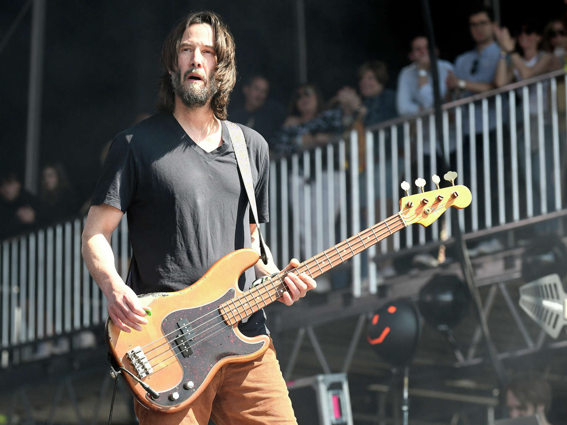 Keanu Reeves’ band, Dogstar, playing sold out CT concert tonight